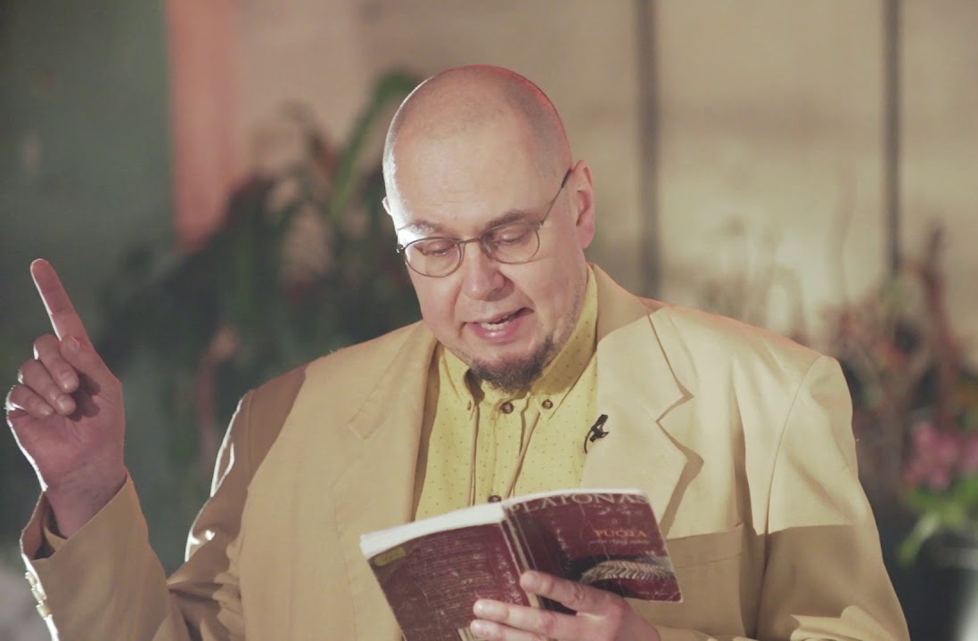 Platono „Puota“ atgims transliacijoje iš baro „Herkus Kantas“ – Oskaro Koršunovo Teatras